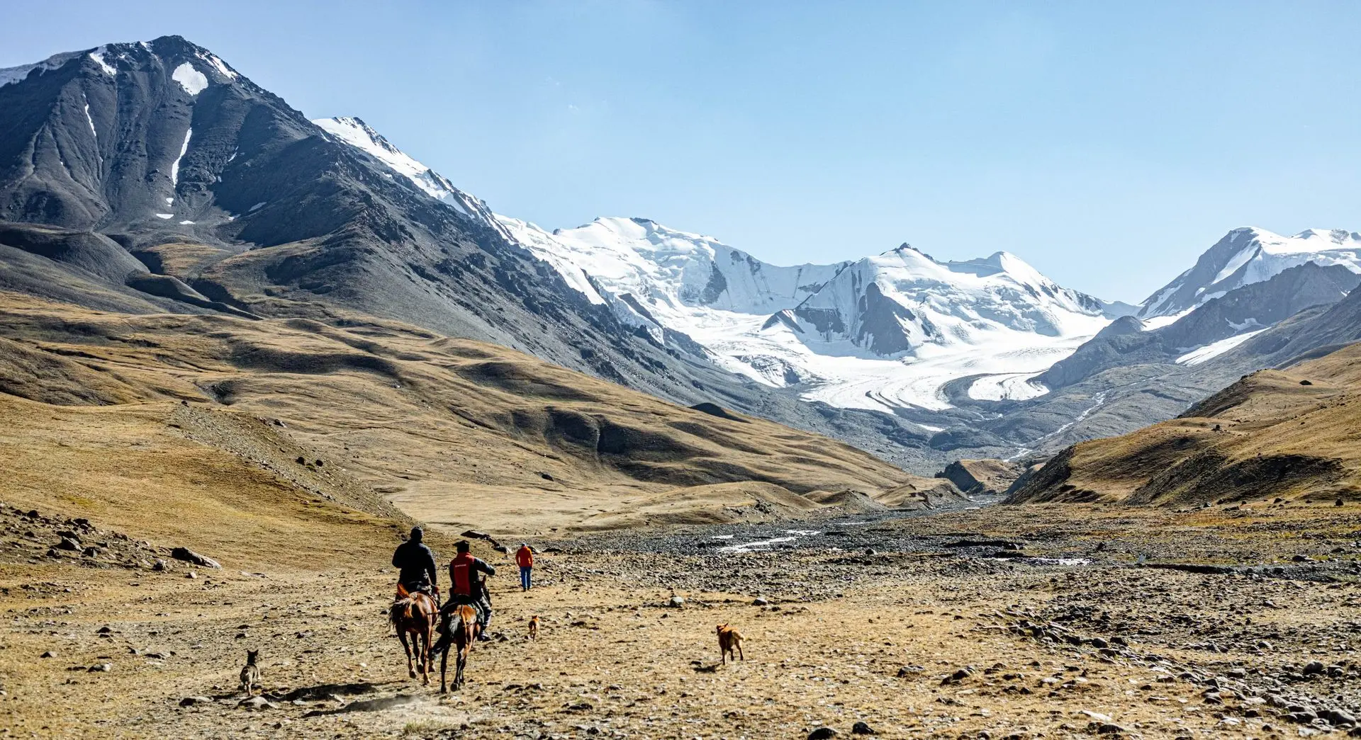 THE VIRGIN PEAKS, KYRGYZSTAN | millimetres2mountains